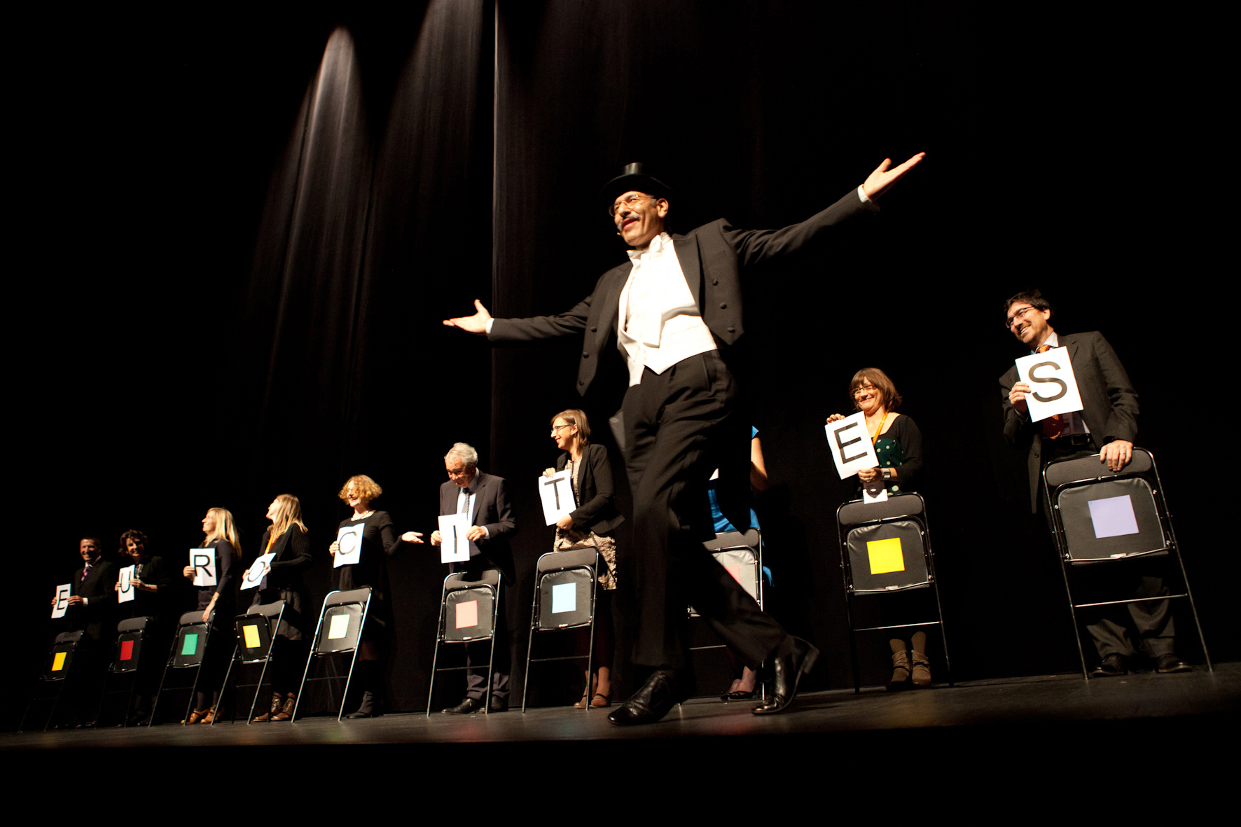Spectacles et animations CE du magicien de Nantes Max ZargalLe Lieu Magique
